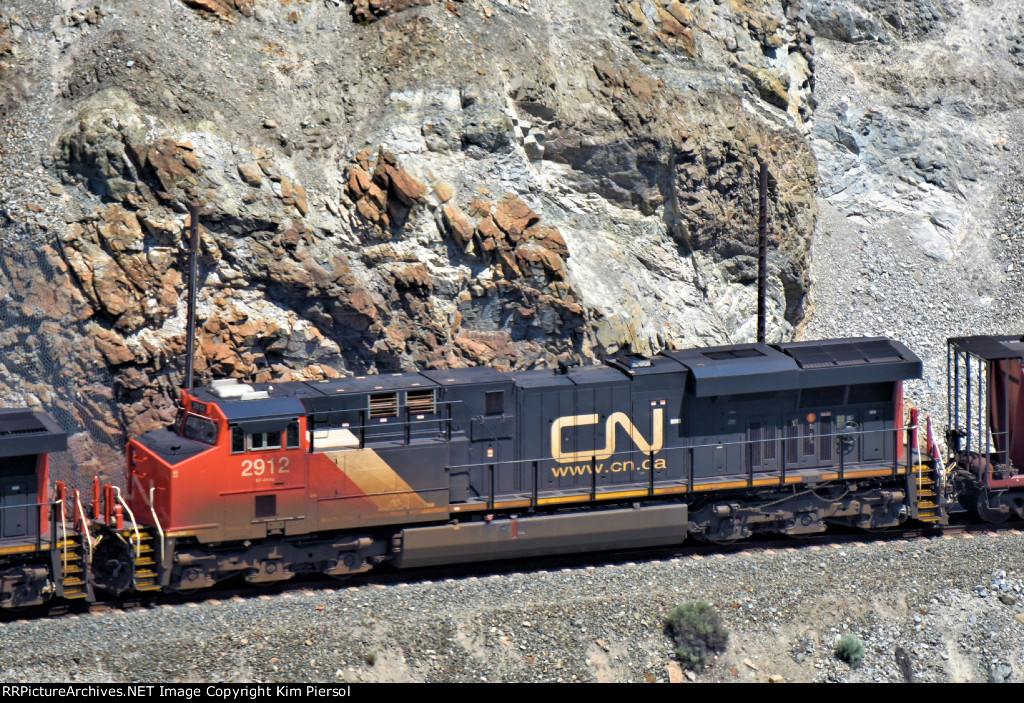 CN 2912